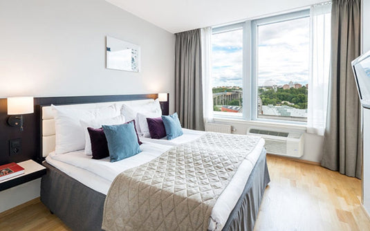 Canada’s #1 PTAC Supplier | Sale to Installation | Aidco